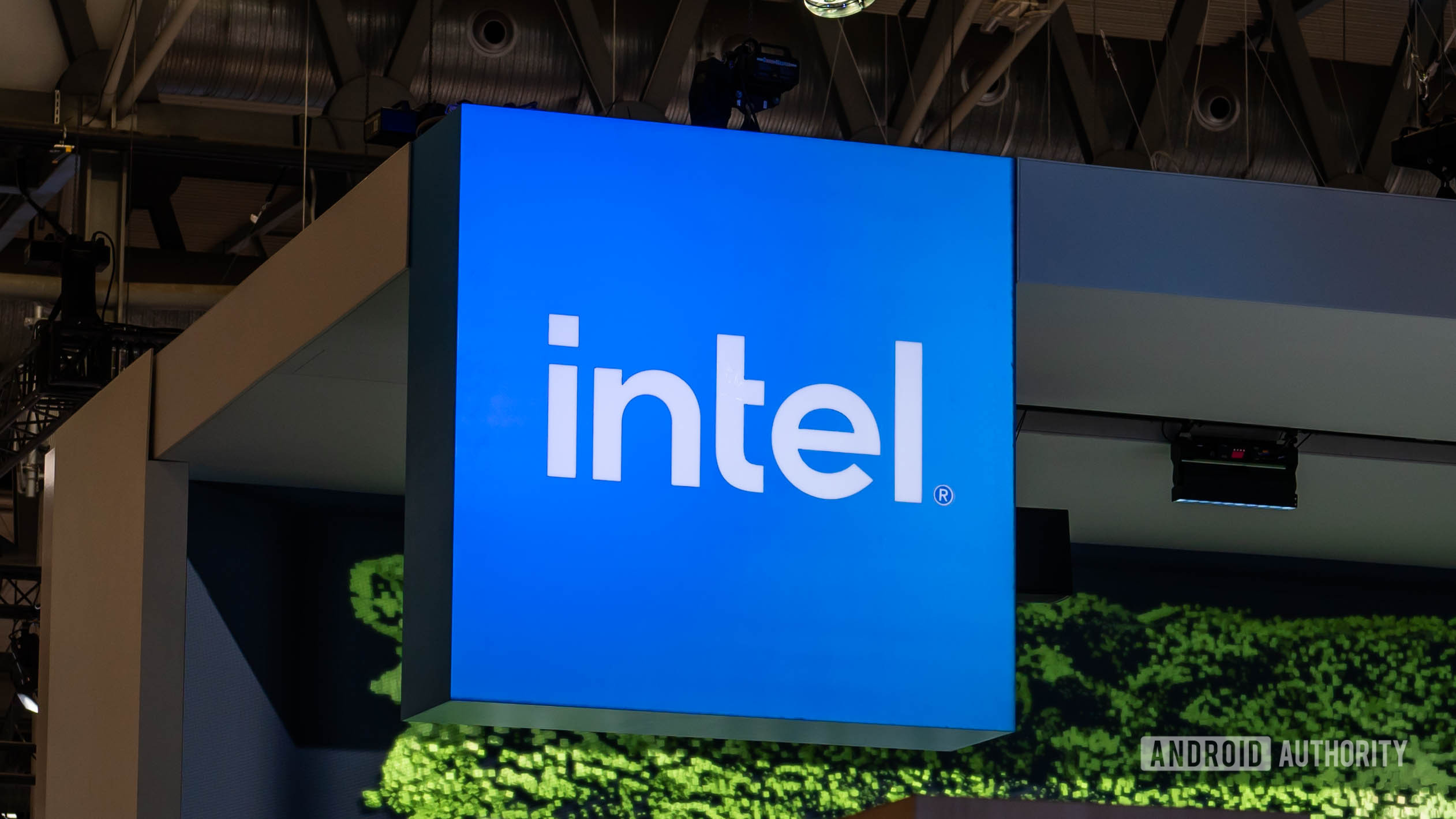The thirteenth Era Intel Cellular Processor offers the world's first 24 ...